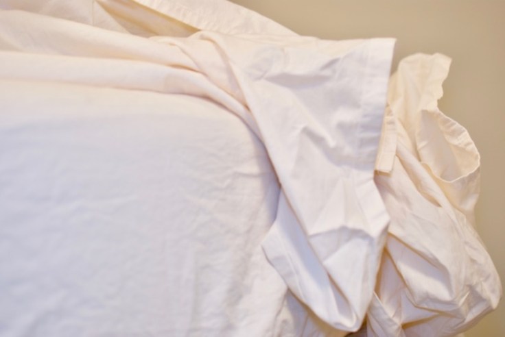 How to Sew Bed Sheets – HandmadePhD