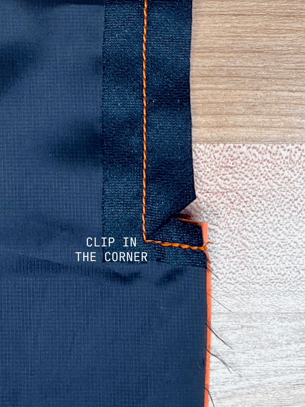 MYOG: How to Sew a Lapped Zippered Side Pocket – HandmadePhD